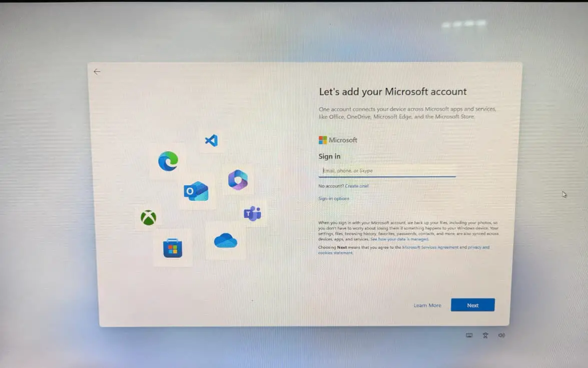 Windows 11 本地帐户与 Microsoft 帐户：2025 年您应该使用哪一个 - Flnug.com